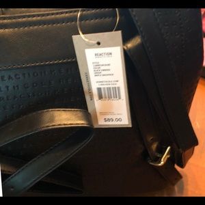 Kenneth Cole Reaction | Bags | Reaction Kenneth Cole Black Emboss Maple ...